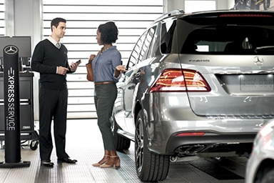 Dealership Service Hub